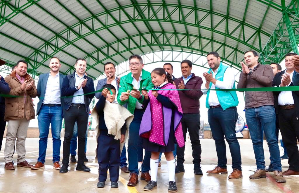 Vereda San Rafael de Cómbita recibe cubierta deportiva - Boyacá 95.6 fm